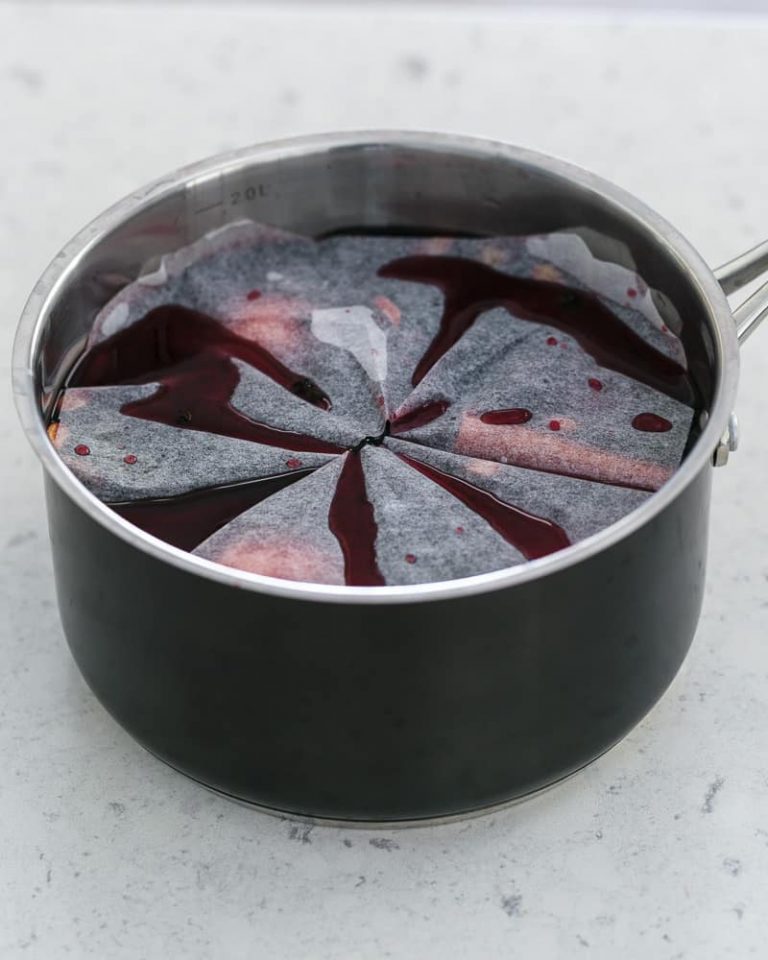 Spice Poached Pears with Mascarpone between2kitchens