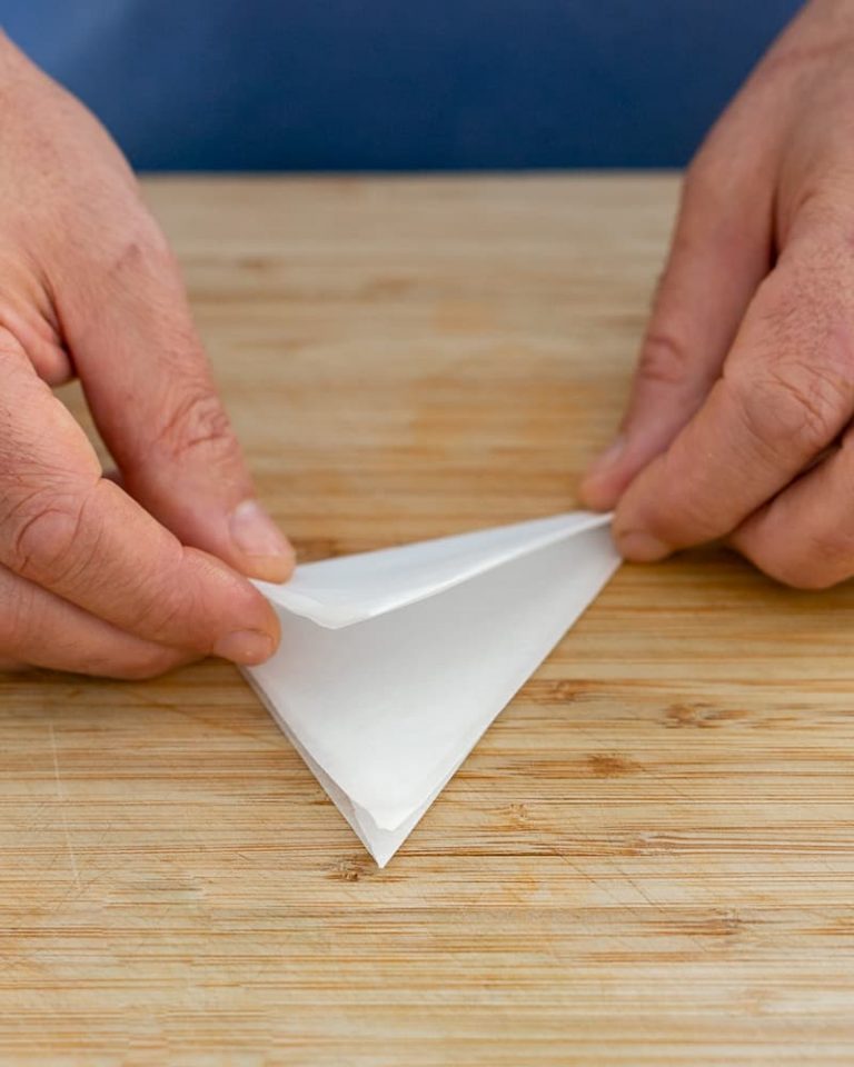 Spice Poached Pears with Mascarpone between2kitchens